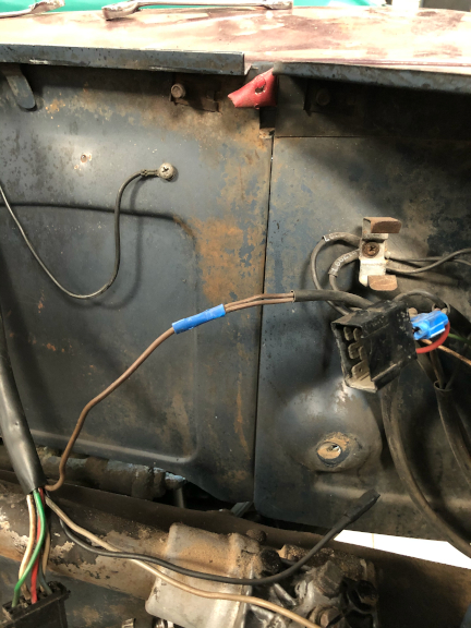 Headlight wiring plug and cables. | SwedeSpeed - Volvo Performance Forum